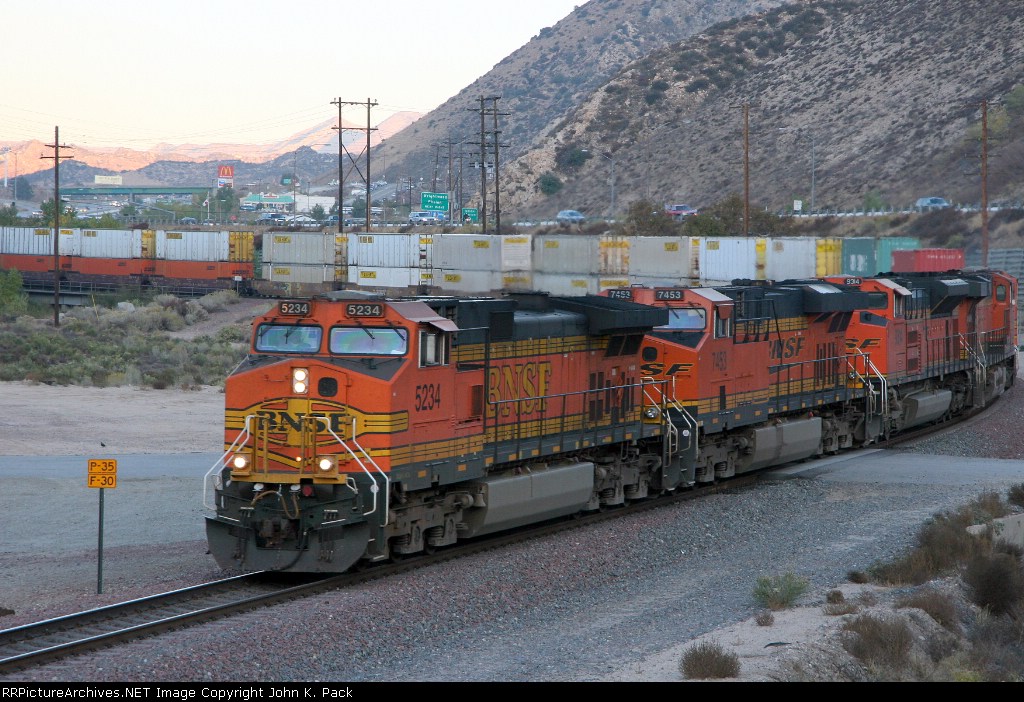 BNSF 5234